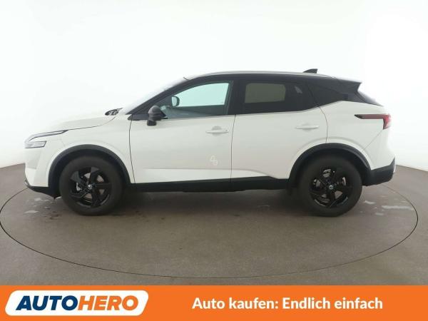 Balts Nissan Qashqai 2021 Kauņa, ar dzinēja tilpumu 1.30 L un nobraukumu 33 tūkst. km par 27540 €, foto 3 vietnē AUTOMOTO.COM.LV