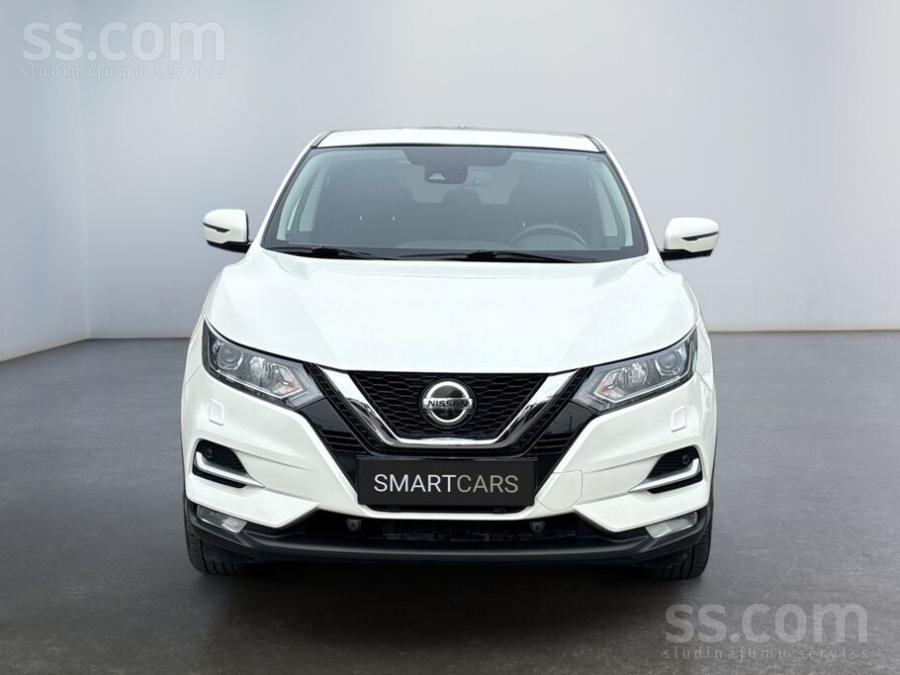 White Nissan Qashqai 2021 in Riga, with an engine capacity of 1.30 L and mileage of 81 thousand km for 15900 €, photo 9 on AUTOMOTO.COM.LV