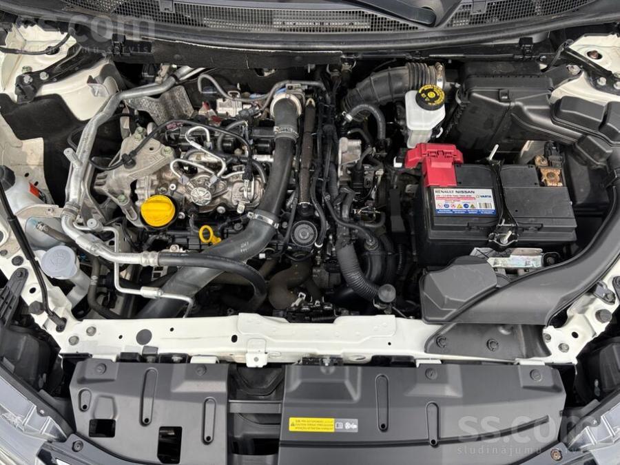 White Nissan Qashqai 2021 in Riga, with an engine capacity of 1.30 L and mileage of 81 thousand km for 15900 €, photo 26 on AUTOMOTO.COM.LV