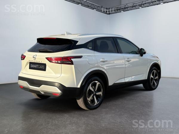 Balts Nissan Qashqai 2021 Rīga, ar dzinēja tilpumu 1.30 L un nobraukumu 66 tūkst. km par 19950 €, foto 5 vietnē AUTOMOTO.COM.LV