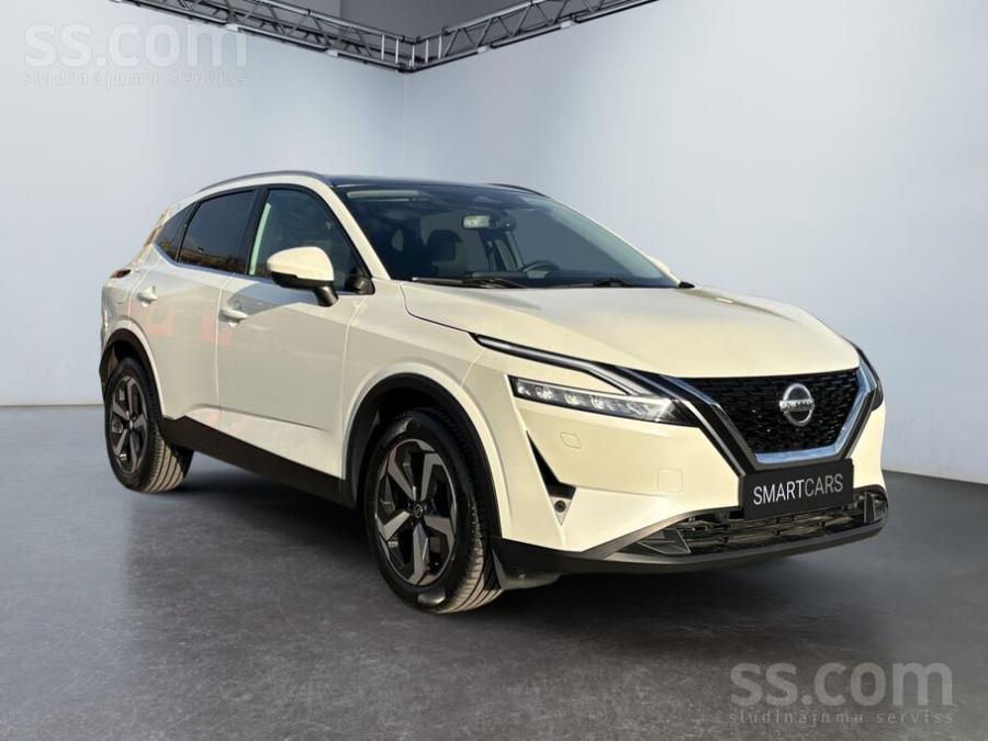 White Nissan Qashqai 2021 in Riga, with an engine capacity of 1.30 L and mileage of 66 thousand km for 19950 €, photo 8 on AUTOMOTO.COM.LV