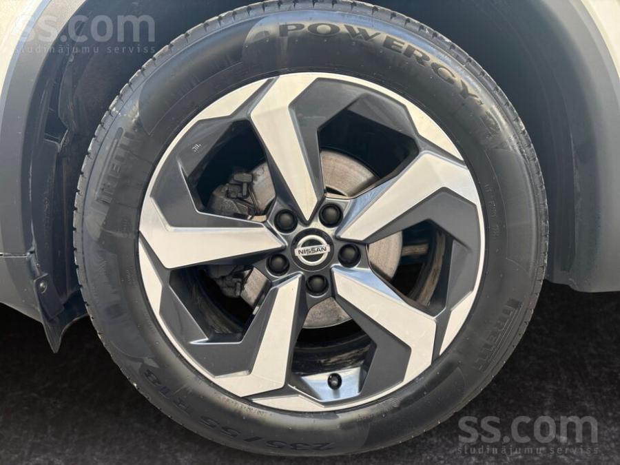 White Nissan Qashqai 2021 in Riga, with an engine capacity of 1.30 L and mileage of 66 thousand km for 19950 €, photo 15 on AUTOMOTO.COM.LV