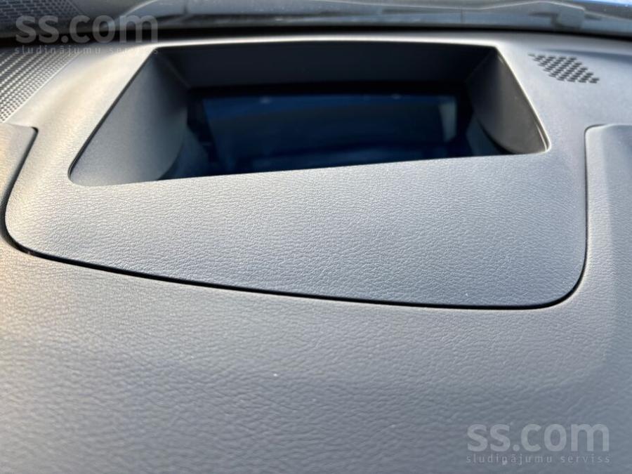 White Nissan Qashqai 2021 in Riga, with an engine capacity of 1.30 L and mileage of 66 thousand km for 19950 €, photo 22 on AUTOMOTO.COM.LV