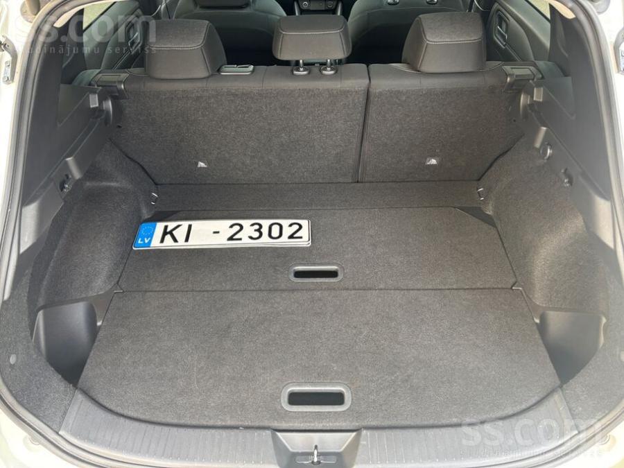 White Nissan Qashqai 2021 in Riga, with an engine capacity of 1.30 L and mileage of 66 thousand km for 19950 €, photo 25 on AUTOMOTO.COM.LV