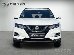 White Nissan Qashqai 2021 in Riga, with an engine capacity of 1.30 L and mileage of 56 thousand km for 18990 €, photo 6 on AUTOMOTO.COM.LV