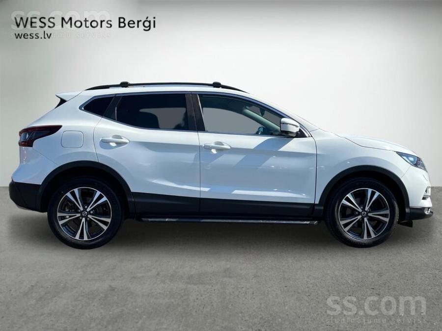 White Nissan Qashqai 2021 in Riga, with an engine capacity of 1.30 L and mileage of 56 thousand km for 18990 €, photo 24 on AUTOMOTO.COM.LV