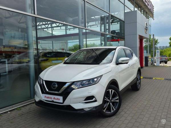 Balts Nissan Qashqai 2021 Viļņa, ar dzinēja tilpumu 1.33 L un nobraukumu 63 tūkst. km par 17600 €, foto 1 vietnē AUTOMOTO.COM.LV