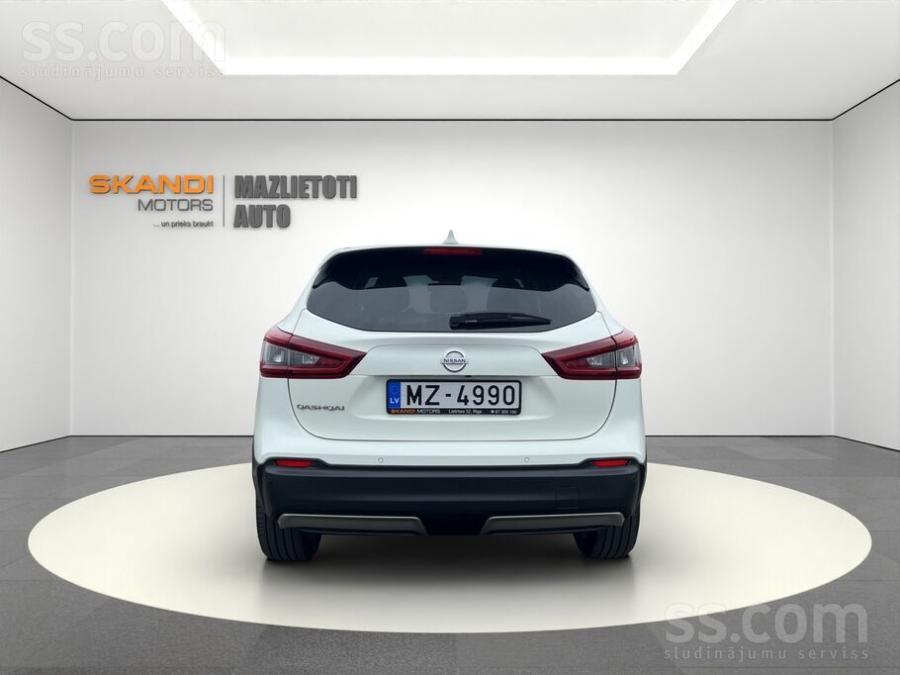 Balts Nissan Qashqai 2021 Rīga, ar dzinēja tilpumu 1.30 L un nobraukumu 87 tūkst. km par 15990 €, foto 6 vietnē AUTOMOTO.COM.LV