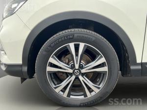 Balts Nissan Qashqai 2021 Rīga, ar dzinēja tilpumu 1.30 L un nobraukumu 87 tūkst. km par 15990 €, foto 14 vietnē AUTOMOTO.COM.LV