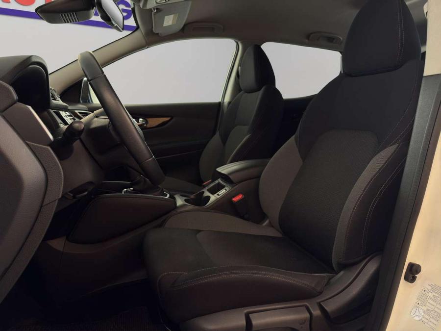 Белый Ниссан Кашкай 2021 в Каунас, объемом двигателя 1.30 л и пробегом 88 тыс. км за 16999 €, фото 15 на AUTOMOTO.COM.LV