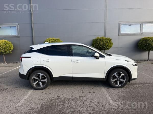 Balts Nissan Qashqai 2021 Rīga, ar dzinēja tilpumu 1.30 L un nobraukumu 0 tūkst. km par 19800 €, foto 8 vietnē AUTOMOTO.COM.LV