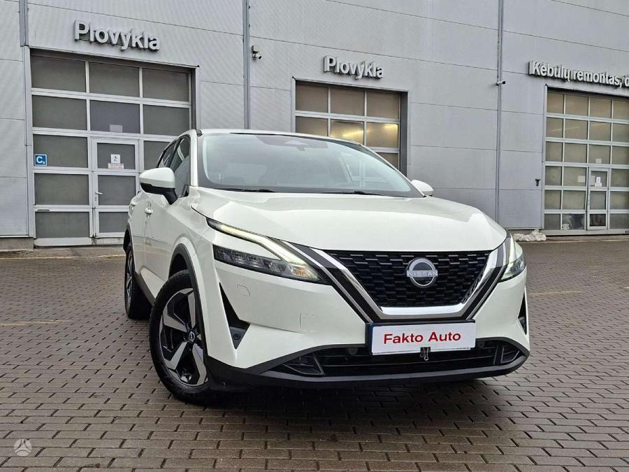 White Nissan Qashqai 2022 in Vilnius, with an engine capacity of 1.33 L and mileage of 91 thousand km for 20900 €, photo 6 on AUTOMOTO.COM.LV