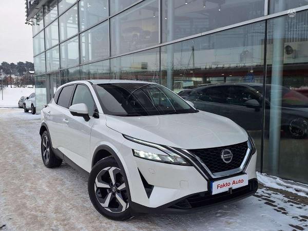 White Nissan Qashqai 2022 in Vilnius, with an engine capacity of 1.33 L and mileage of 61 thousand km for 20400 €, photo 6 on AUTOMOTO.COM.LV