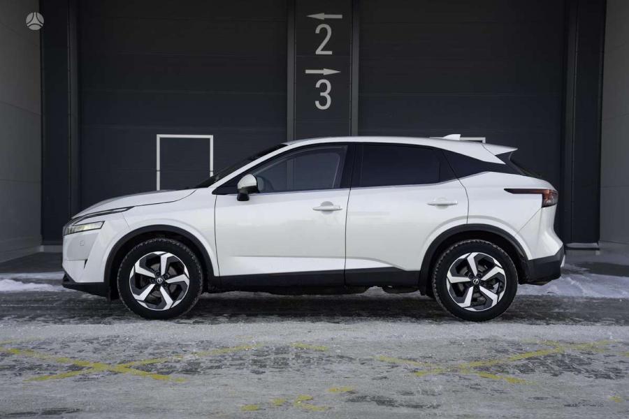 Balts Nissan Qashqai 2022 Viļņa, ar dzinēja tilpumu 1.33 L un nobraukumu 140 tūkst. km par 17999 €, foto 4 vietnē AUTOMOTO.COM.LV