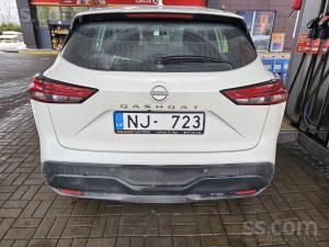 Balts Nissan Qashqai 2022 Rīga, ar dzinēja tilpumu 1.30 L un nobraukumu 298 tūkst. km par 12000 €, foto 3 vietnē AUTOMOTO.COM.LV