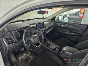 Balts Nissan Qashqai 2022 Rīga, ar dzinēja tilpumu 1.30 L un nobraukumu 298 tūkst. km par 12000 €, foto 11 vietnē AUTOMOTO.COM.LV