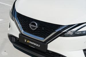 White Nissan Qashqai 2022 in Vilnius, with an engine capacity of 1.30 L and mileage of 103 thousand km for 18950 €, photo 6 on AUTOMOTO.COM.LV