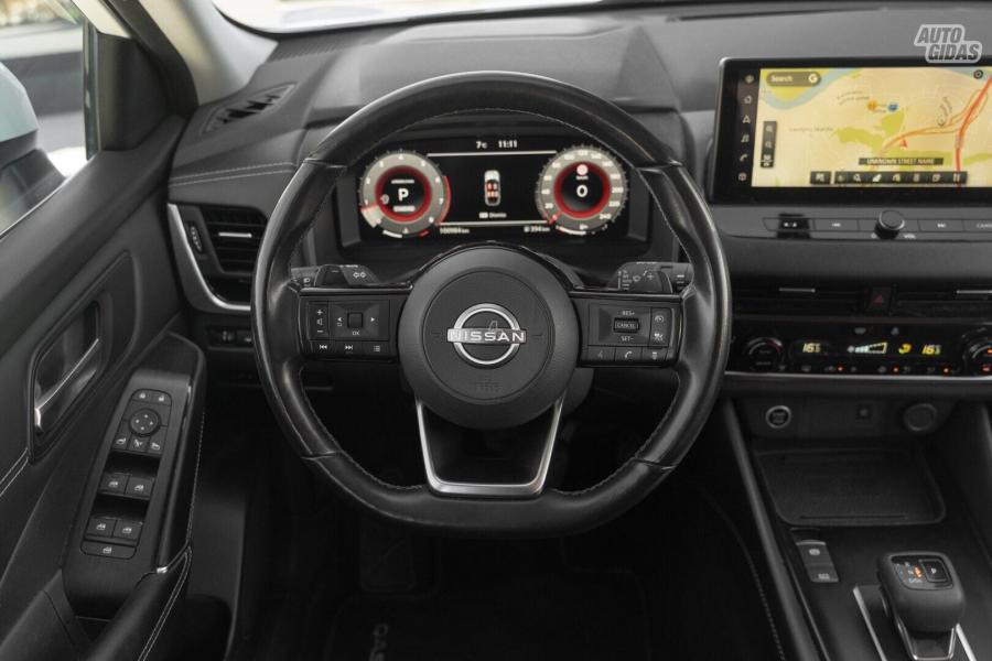 White Nissan Qashqai 2022 in Vilnius, with an engine capacity of 1.30 L and mileage of 103 thousand km for 18950 €, photo 22 on AUTOMOTO.COM.LV
