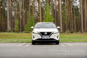 Balts Nissan Qashqai 2022 Rīga, ar dzinēja tilpumu 1.30 L un nobraukumu 102 tūkst. km par 16590 €, foto 4 vietnē AUTOMOTO.COM.LV