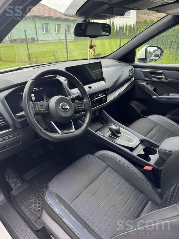 Balts Nissan Qashqai 2022 Rīga, ar dzinēja tilpumu 1.30 L un nobraukumu 101 tūkst. km par 21200 €, foto 3 vietnē AUTOMOTO.COM.LV
