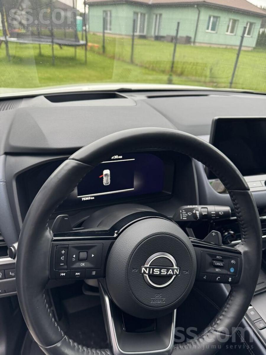 White Nissan Qashqai 2022 in Riga, with an engine capacity of 1.30 L and mileage of 101 thousand km for 21200 €, photo 6 on AUTOMOTO.COM.LV