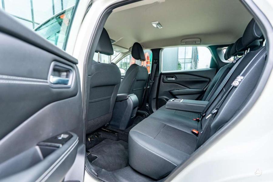 Balts Nissan Qashqai 2022 Viļņa, ar dzinēja tilpumu 1.33 L un nobraukumu 61 tūkst. km par 18300 €, foto 18 vietnē AUTOMOTO.COM.LV