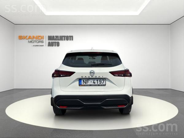 Белый Ниссан Кашкай 2022 в Рига, объемом двигателя 1.30 л и пробегом 95 тыс. км за 17990 €, фото 5 на AUTOMOTO.COM.LV
