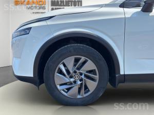 Balts Nissan Qashqai 2022 Rīga, ar dzinēja tilpumu 1.30 L un nobraukumu 95 tūkst. km par 17990 €, foto 19 vietnē AUTOMOTO.COM.LV