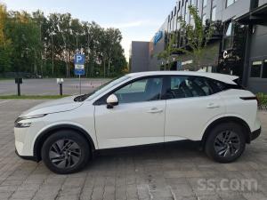 Белый Ниссан Кашкай 2022 в Рига, объемом двигателя 1.30 л и пробегом 66 тыс. км за 17770 €, фото 4 на AUTOMOTO.COM.LV