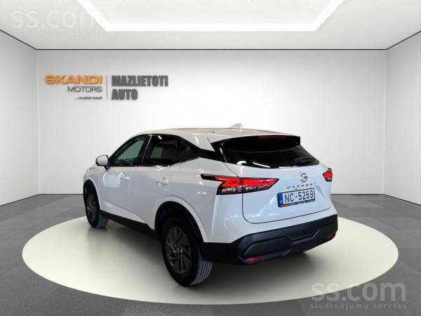 Balts Nissan Qashqai 2022 Rīga, ar dzinēja tilpumu 1.30 L un nobraukumu 37 tūkst. km par 19790 €, foto 5 vietnē AUTOMOTO.COM.LV