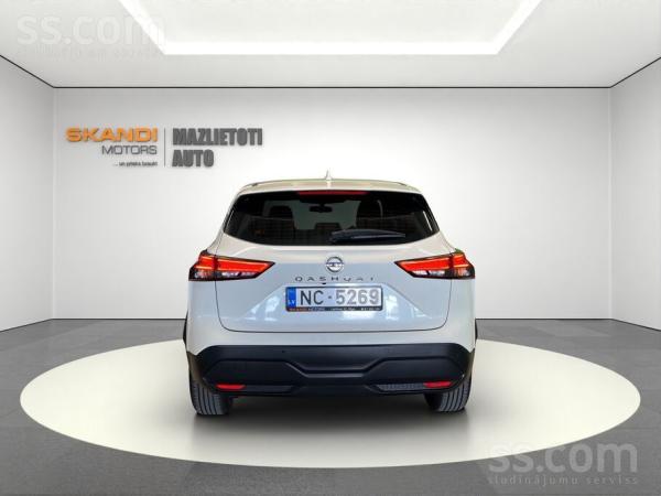 Balts Nissan Qashqai 2022 Rīga, ar dzinēja tilpumu 1.30 L un nobraukumu 37 tūkst. km par 19790 €, foto 6 vietnē AUTOMOTO.COM.LV