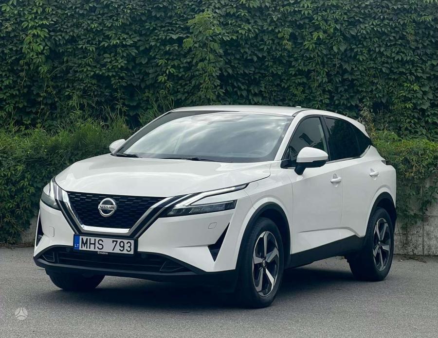 Balts Nissan Qashqai 2022 Viļņa, ar dzinēja tilpumu 1.33 L un nobraukumu 139 tūkst. km par 18900 €, foto 1 vietnē AUTOMOTO.COM.LV