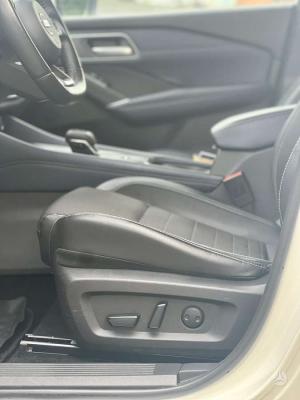 Balts Nissan Qashqai 2022 Viļņa, ar dzinēja tilpumu 1.33 L un nobraukumu 139 tūkst. km par 18900 €, foto 7 vietnē AUTOMOTO.COM.LV