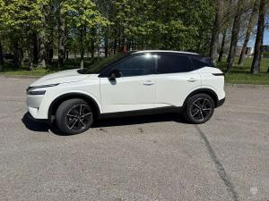 Balts Nissan Qashqai 2022 Vilkaviškis, ar dzinēja tilpumu 1.30 L un nobraukumu 74 tūkst. km par 21000 €, foto 3 vietnē AUTOMOTO.COM.LV