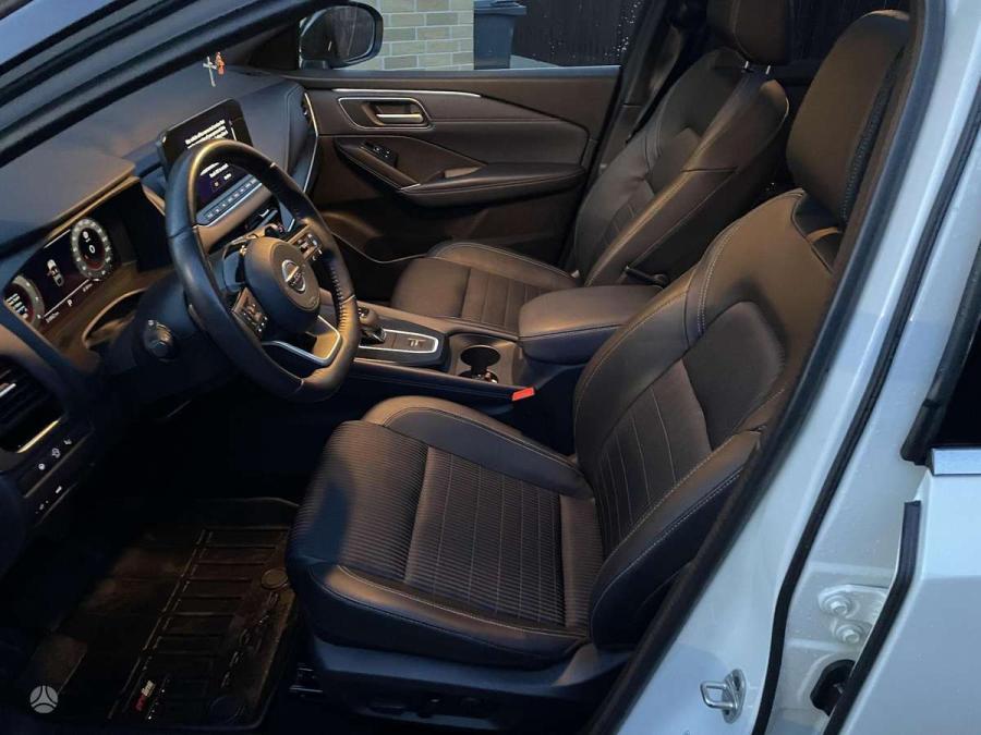 Balts Nissan Qashqai 2022 Vilkaviškis, ar dzinēja tilpumu 1.30 L un nobraukumu 74 tūkst. km par 21000 €, foto 7 vietnē AUTOMOTO.COM.LV