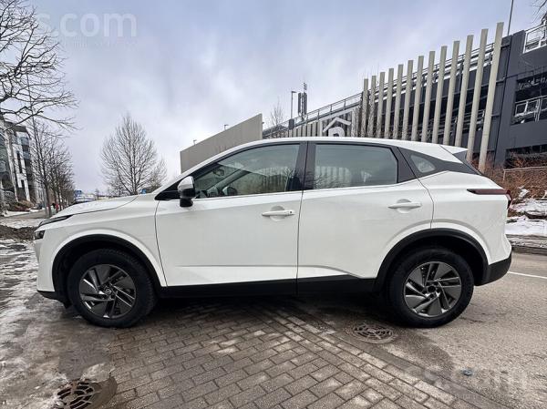 White Nissan Qashqai 2023 in Riga, with an engine capacity of 1.30 L and mileage of 56 thousand km for 20500 €, photo 8 on AUTOMOTO.COM.LV