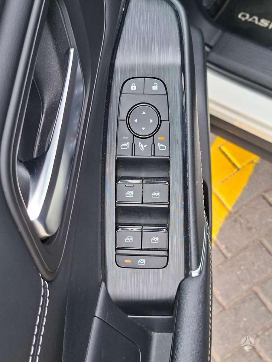 Balts Nissan Qashqai 2023 Viļņa, ar dzinēja tilpumu 1.33 L un nobraukumu 50 tūkst. km par 22900 €, foto 14 vietnē AUTOMOTO.COM.LV