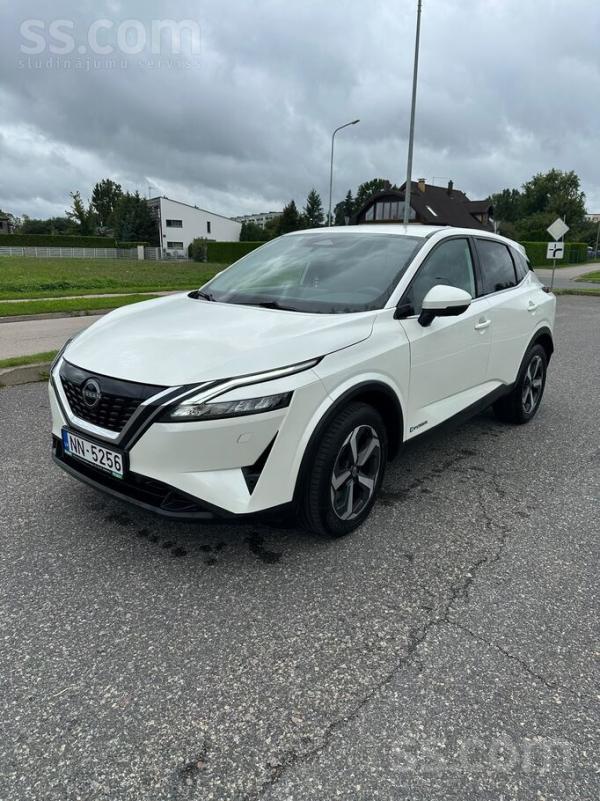 Nissan Qashqai 2023 Rīga vietnē Balts Nissan Qashqai 2023 Rīga, ar dzinēja tilpumu 1.50 L un nobraukumu 100 tūkst. km par 22900 €, foto 3 vietnē AUTOMOTO.COM.LV