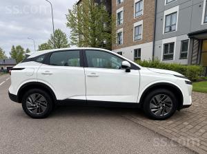 Balts Nissan Qashqai 2023 Rīga, ar dzinēja tilpumu 1.30 L un nobraukumu 59 tūkst. km par 17500 €, foto 5 vietnē AUTOMOTO.COM.LV