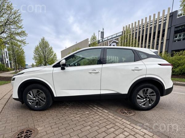 Balts Nissan Qashqai 2023 Rīga, ar dzinēja tilpumu 1.30 L un nobraukumu 59 tūkst. km par 17500 €, foto 9 vietnē AUTOMOTO.COM.LV