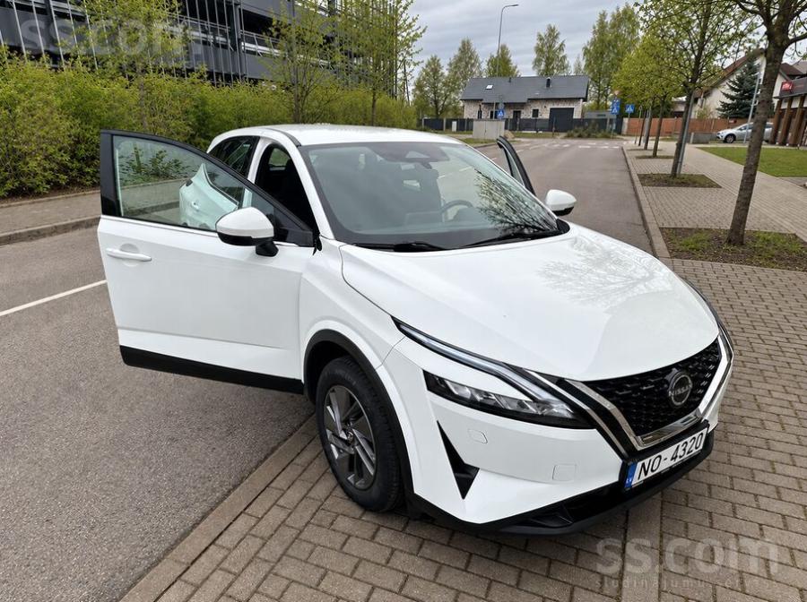 Balts Nissan Qashqai 2023 Rīga, ar dzinēja tilpumu 1.30 L un nobraukumu 59 tūkst. km par 17500 €, foto 18 vietnē AUTOMOTO.COM.LV
