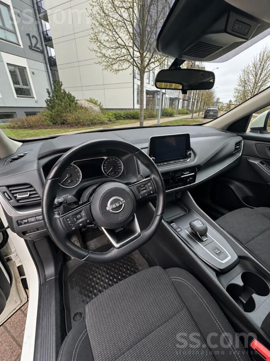 Balts Nissan Qashqai 2023 Rīga, ar dzinēja tilpumu 1.30 L un nobraukumu 59 tūkst. km par 17500 €, foto 21 vietnē AUTOMOTO.COM.LV