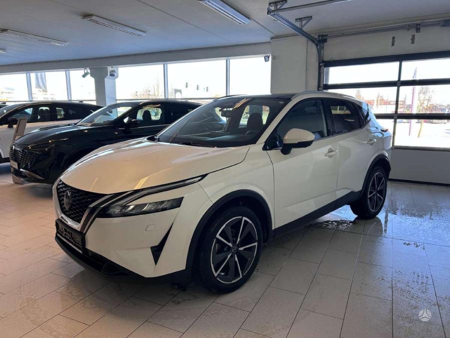 Balts Nissan Qashqai 2024 Šauļi, ar dzinēja tilpumu 1.33 L un nobraukumu 57 tūkst. km par 24500 €, foto 2 vietnē AUTOMOTO.COM.LV