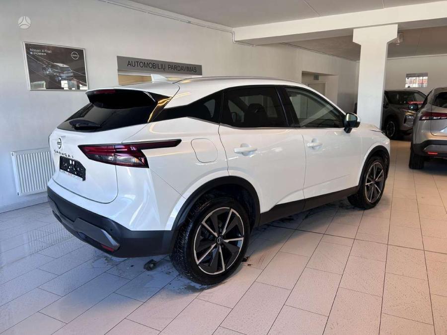 Balts Nissan Qashqai 2024 Šauļi, ar dzinēja tilpumu 1.33 L un nobraukumu 57 tūkst. km par 24500 €, foto 4 vietnē AUTOMOTO.COM.LV