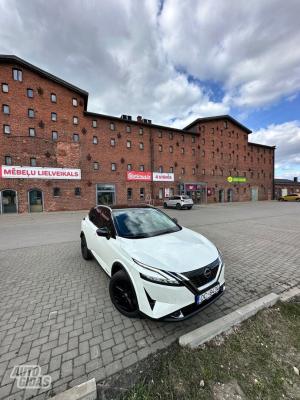 Balts Nissan Qashqai 2024 Klaipėda, ar dzinēja tilpumu 1.50 L un nobraukumu 37 tūkst. km par 27000 €, foto 4 vietnē AUTOMOTO.COM.LV