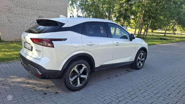 Balts Nissan Qashqai 2024 Radviliškis, ar dzinēja tilpumu 1.50 L un nobraukumu 83 tūkst. km par 23500 €, foto 9 vietnē AUTOMOTO.COM.LV