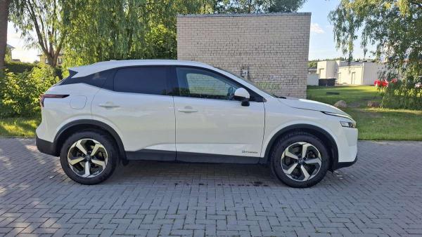 Balts Nissan Qashqai 2024 Radviliškis, ar dzinēja tilpumu 1.50 L un nobraukumu 83 tūkst. km par 23500 €, foto 10 vietnē AUTOMOTO.COM.LV