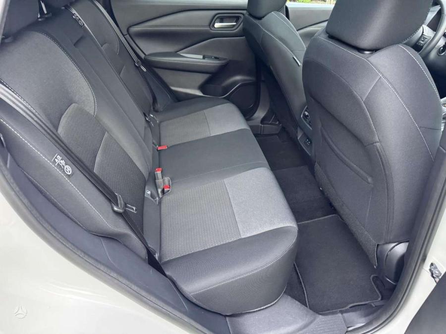 Balts Nissan Qashqai 2024 Viļņa, ar dzinēja tilpumu 1.30 L un nobraukumu 85 tūkst. km par 22950 €, foto 9 vietnē AUTOMOTO.COM.LV
