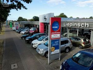 White Nissan Qashqai 2025 in Kaunas, with an engine capacity of 1.30 L and mileage of 38 thousand km for 31660 €, photo 7 on AUTOMOTO.COM.LV