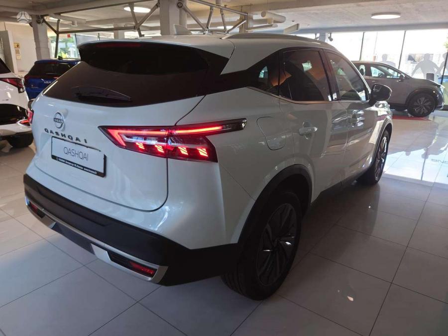 Balts Nissan Qashqai 2025 Kauņa, ar dzinēja tilpumu 1.33 L un nobraukumu 0 tūkst. km par 34190 €, foto 5 vietnē AUTOMOTO.COM.LV